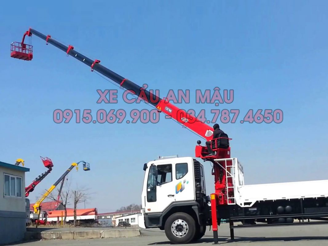 Hướng dẫn sử dụng xe cẩu tự hành hiệu quả